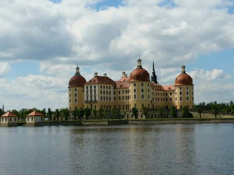 Moritzburg Castle - Cycle Routes and Map | Komoot