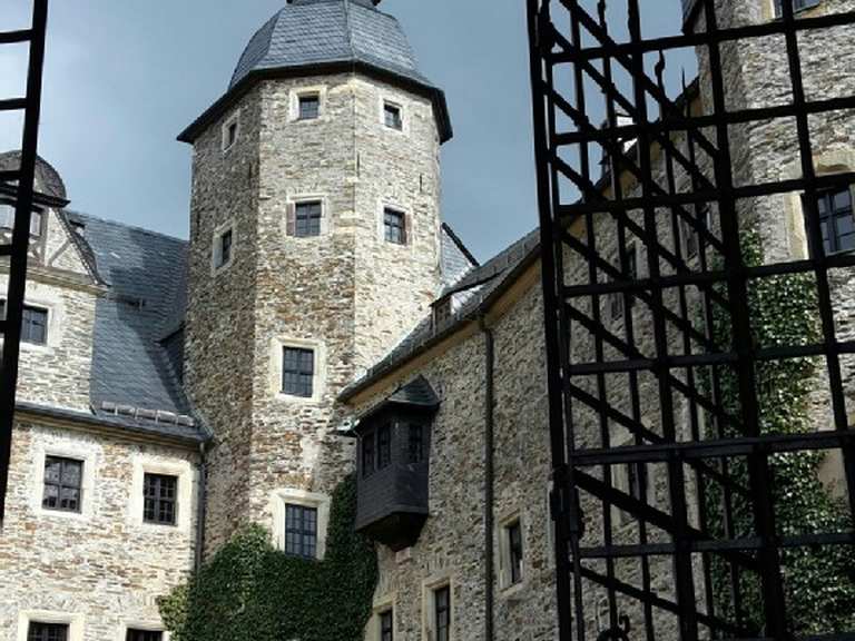 Burg Lauenstein Routes for Walking and Hiking | Komoot