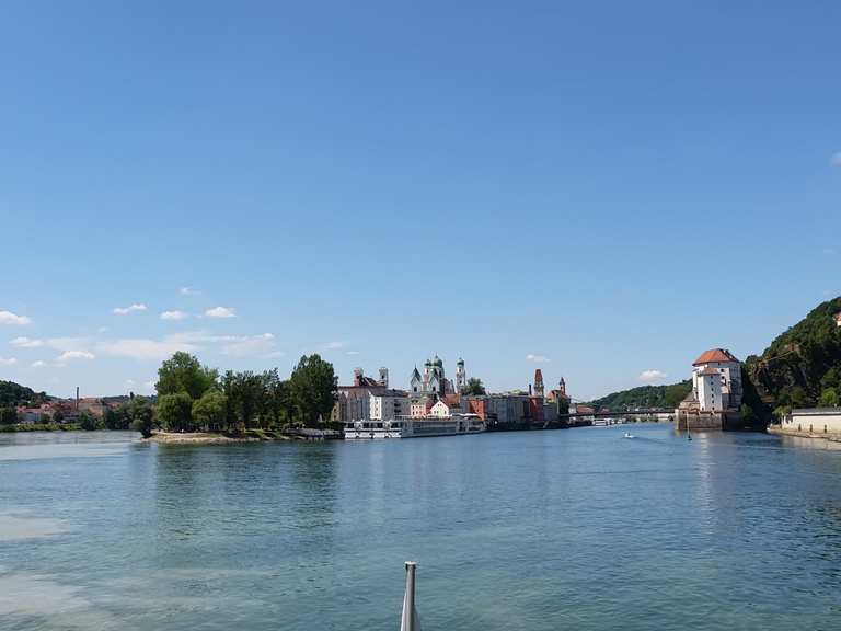 Dreiflüsseeck (Zusammenfluss von Donau, Inn und Ilz) – Passau – Wander ...