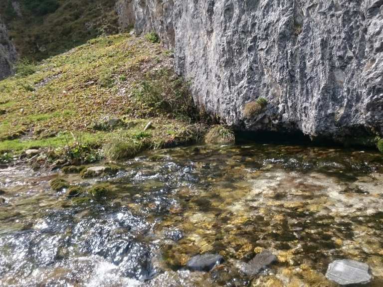 Quelle des Brenno: Wanderungen und Rundwege | komoot