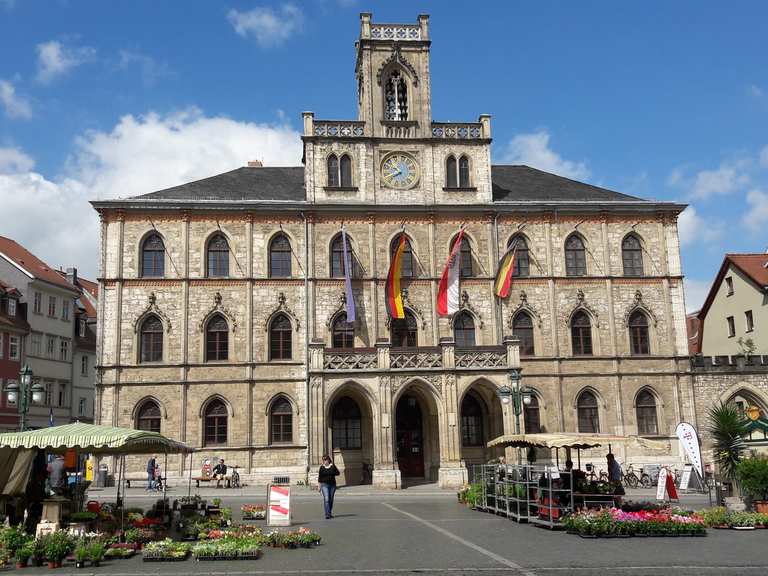 Rathaus Weimar mit Glockenspiel: Wanderungen und Rundwege | komoot