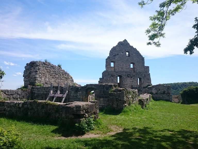 Burgruine Hohenurach Routes for Walking and Hiking | Komoot