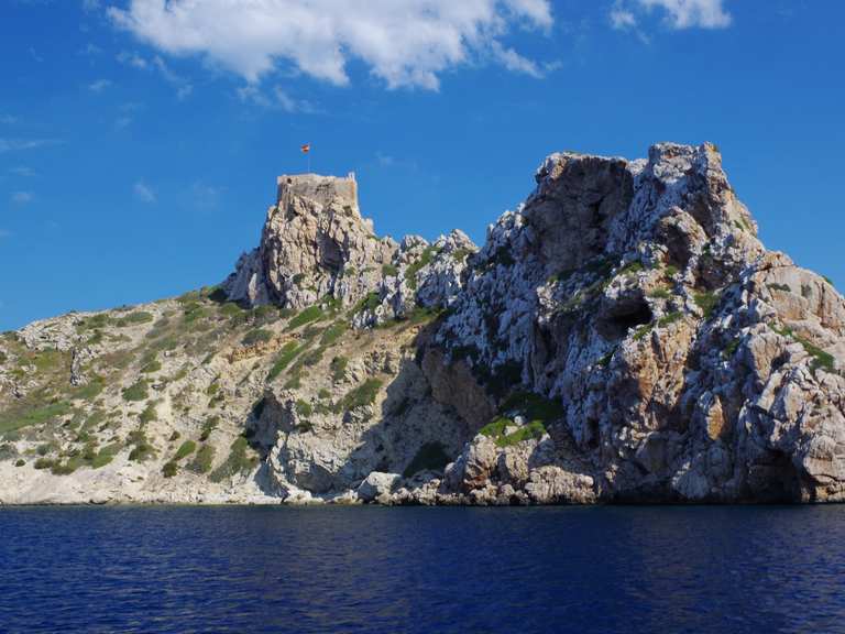 Castillo de Cabrera y faro de Punta de n'Ensiola — circular por el ...