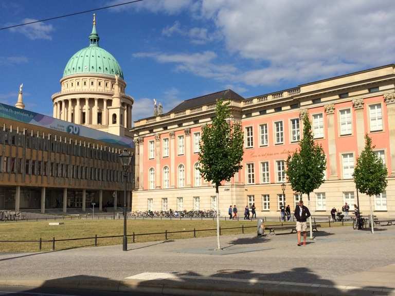 Landtag Brandenburg im Stadtschloss Potsdam : Radtouren und Radwege ...