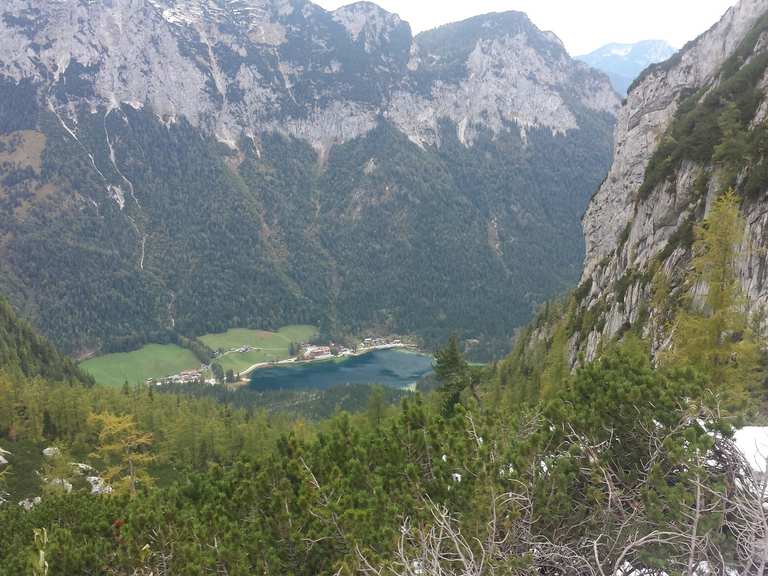 Blaueishütte mit Panoramablick zum Hintersee Routes for Walking and ...