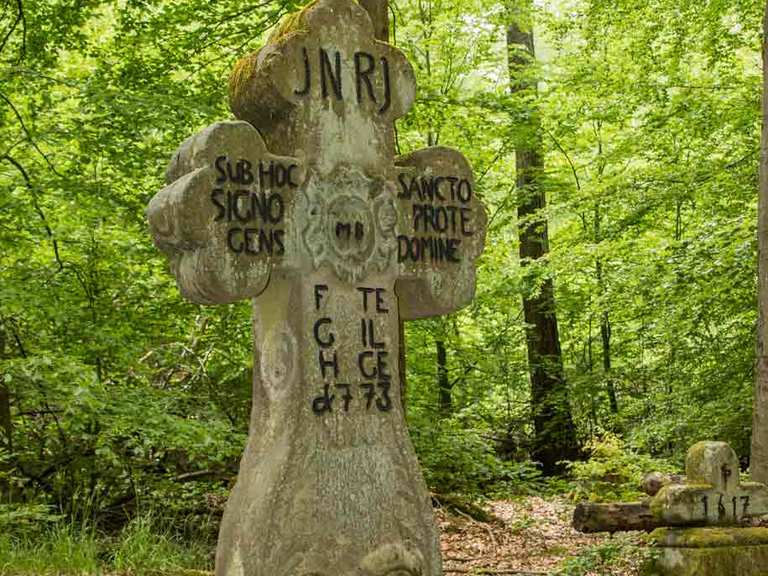 Steinerne Kreuze am Alten Rennweg: Wanderungen und Rundwege | komoot