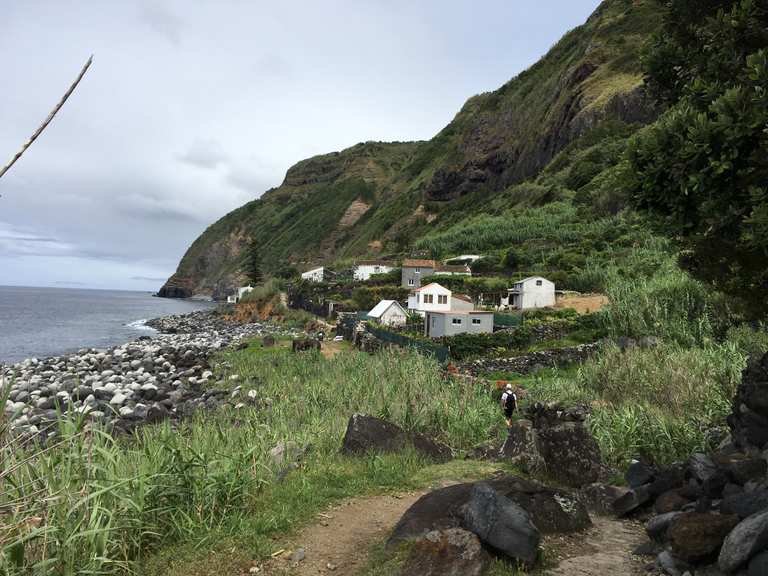 Rocha da Relva — trail on the island of São Miguel (PRC 20 SMI) | hike ...