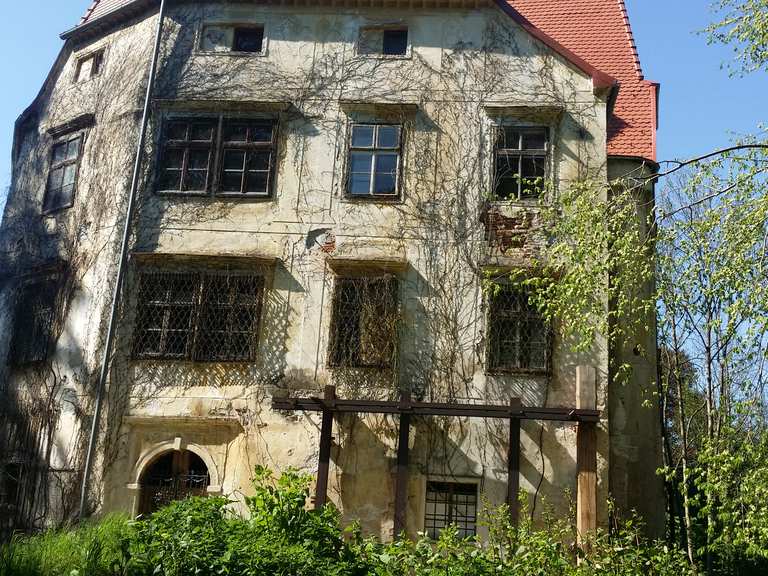 Dietach Castle – Hiking & Cycling Routes | Komoot