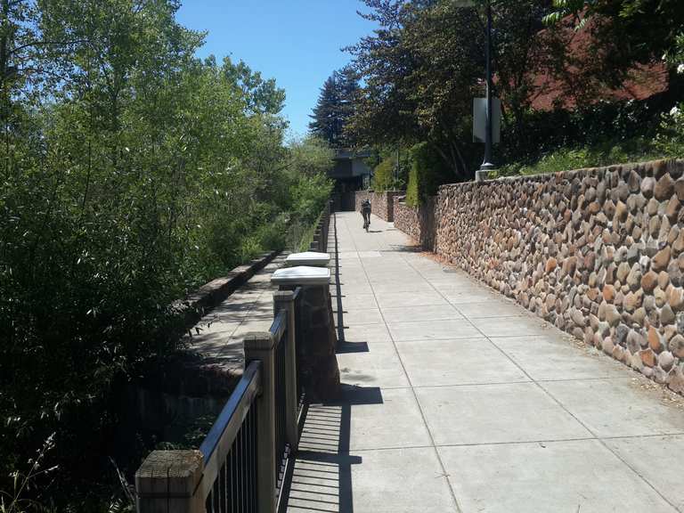Juilliard Park, Santa Rosa: Wanderungen und Rundwege | komoot