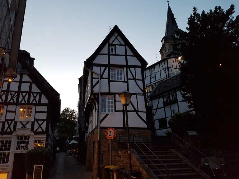 Historische Altstadt Essen-Kettwig: Wanderungen und Rundwege | komoot