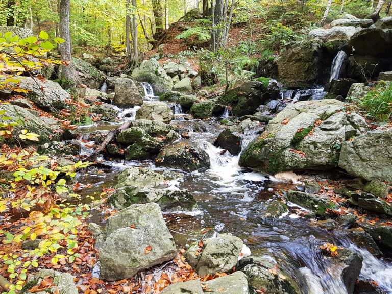 Cascade des Nutons - Itinéraires de rando et marche | Komoot