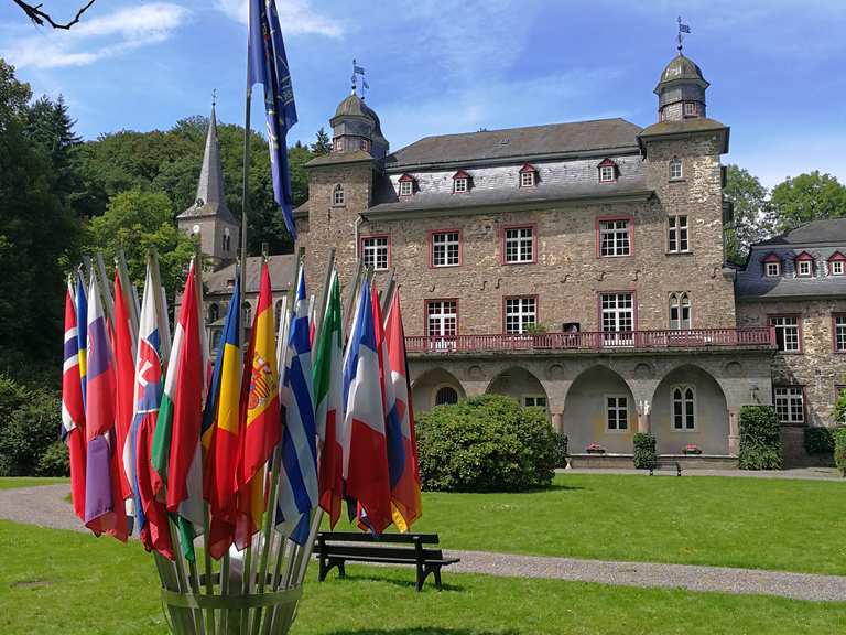 Schloss Gimborn: Wanderungen und Rundwege | komoot