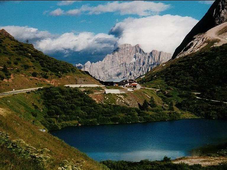 Passo Fedaia Road Cycle Routes and Map | Komoot