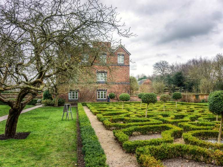 Moseley Old Hall Routes for Walking and Hiking | Komoot