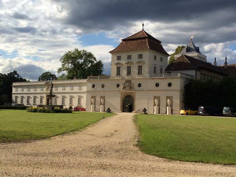 Schloss Ernstbrunn Routes for Walking and Hiking | Komoot