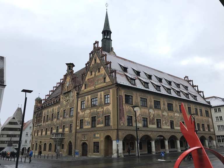 Ulmer Rathaus: Wanderungen und Rundwege | komoot