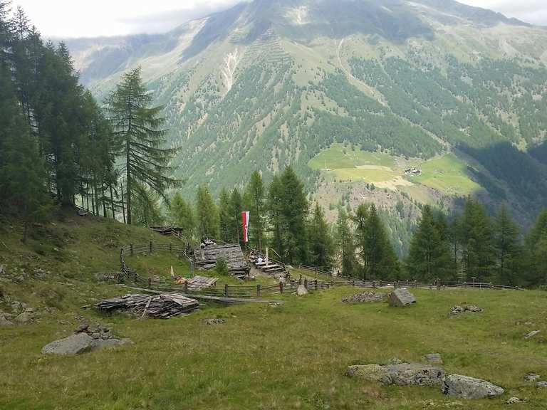 lafetzalm-wanderungen-und-rundwege-komoot