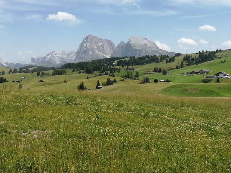 Seiser Alm Bahn Bergstation Routes for Walking and Hiking | Komoot