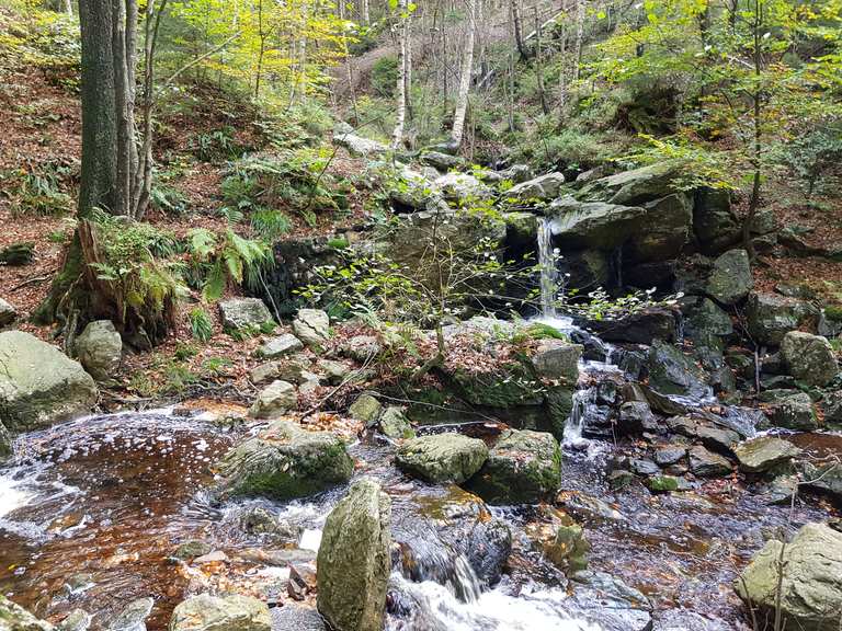 Nutons-Wasserfall – Wanderungen & Anfahrt | Komoot