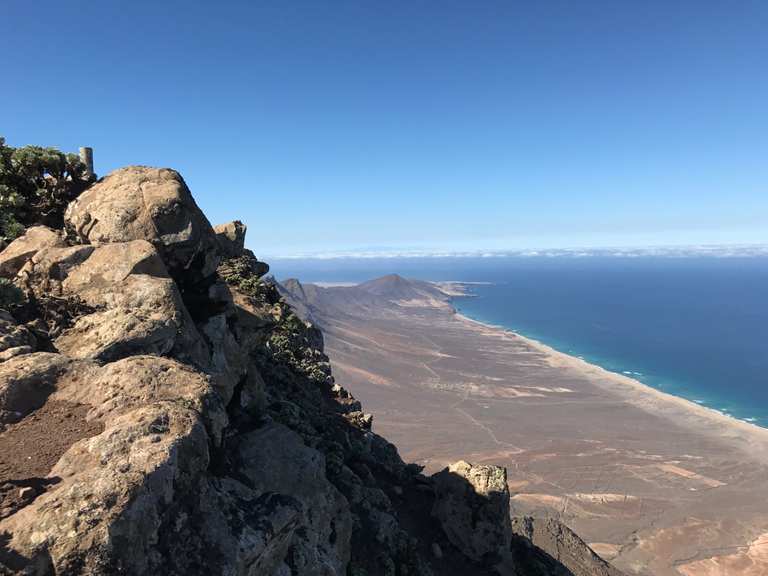 Pico de la Zarza Routes for Walking and Hiking | Komoot