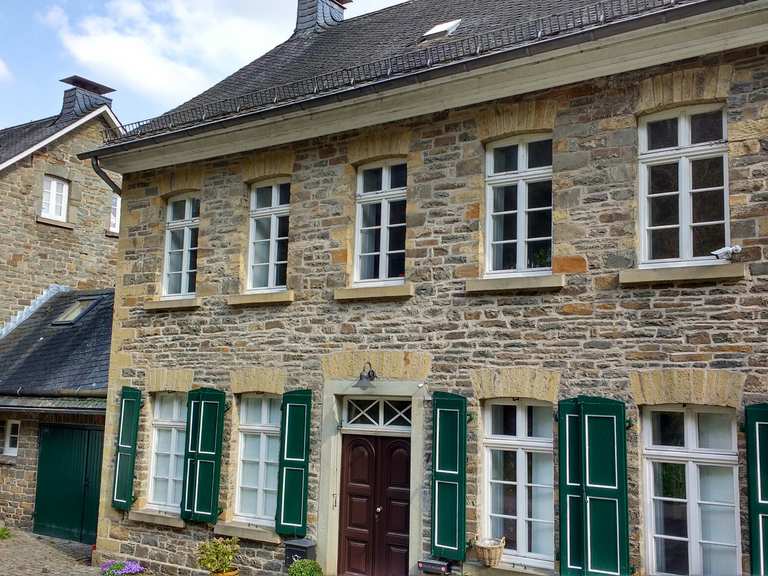 Schloss Gimborn Routes for Walking and Hiking | Komoot