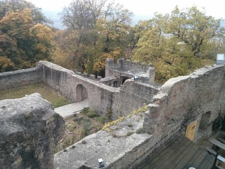Alsbacher Schloss mit Schlossturm wandelroutes en hikes | Komoot