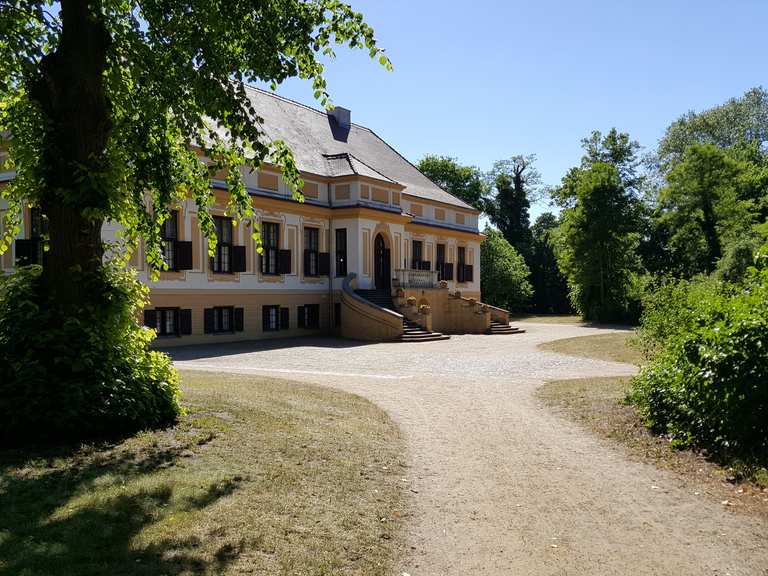 Schloss Caputh - Schwielowsee, Potsdam-Mittelmark | Hiking Tips ...