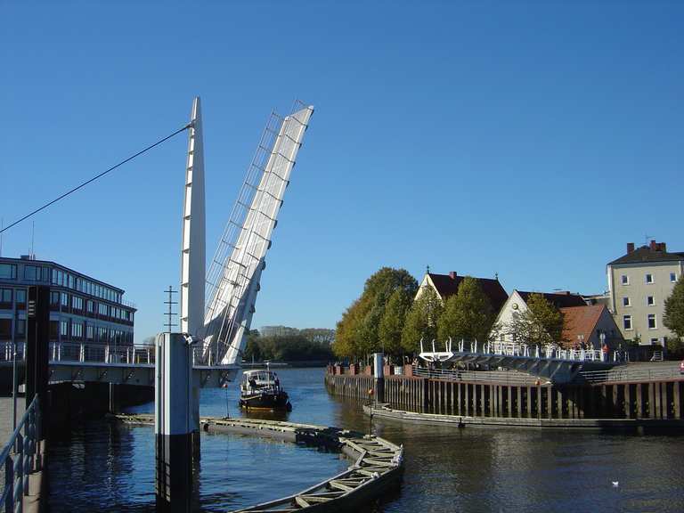 Vegesack Pedestrian Bascule Bridge Routes for Walking and Hiking | Komoot