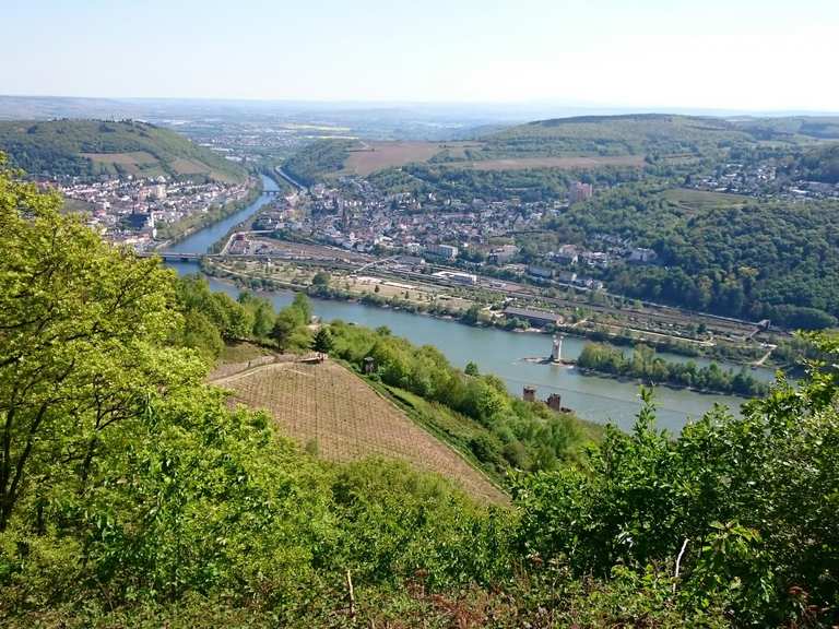 Burgruine Rossel: Wanderungen und Rundwege | komoot