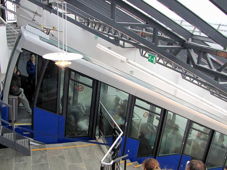 Funicular Fløibanen: Rutas de senderismo y caminatas | Komoot