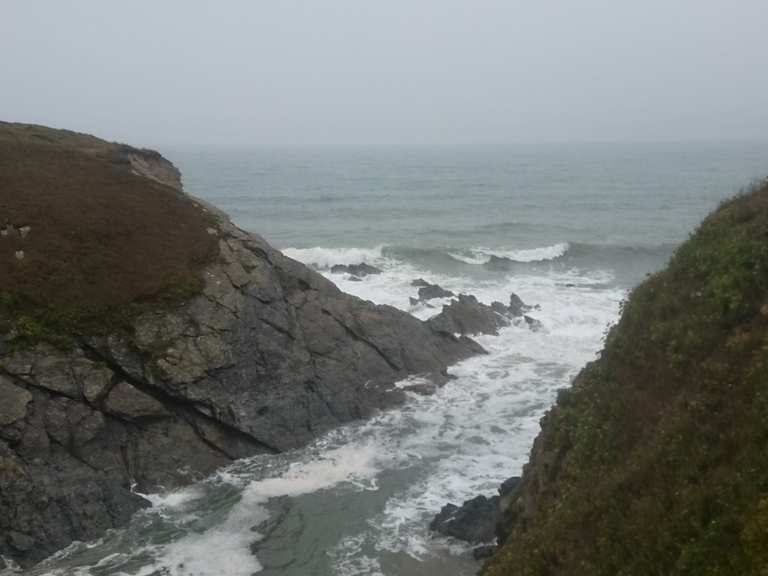 Plage de Kerou: Wanderungen und Rundwege | komoot