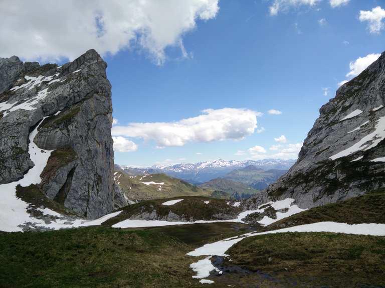Schweizer Tor: Wanderungen und Rundwege | komoot