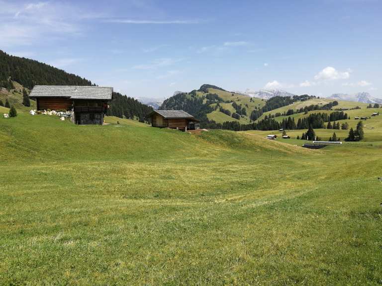 Seiser Alm Bahn Bergstation Routes for Walking and Hiking | Komoot