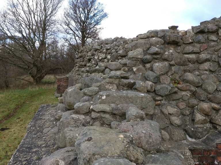 Gurre Schloss (Ruine) Routes for Walking and Hiking | Komoot