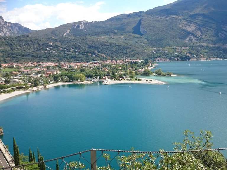 Treppen Bussatte - Tempesta – Ufer von Torbole Runde von Riva del Garda ...