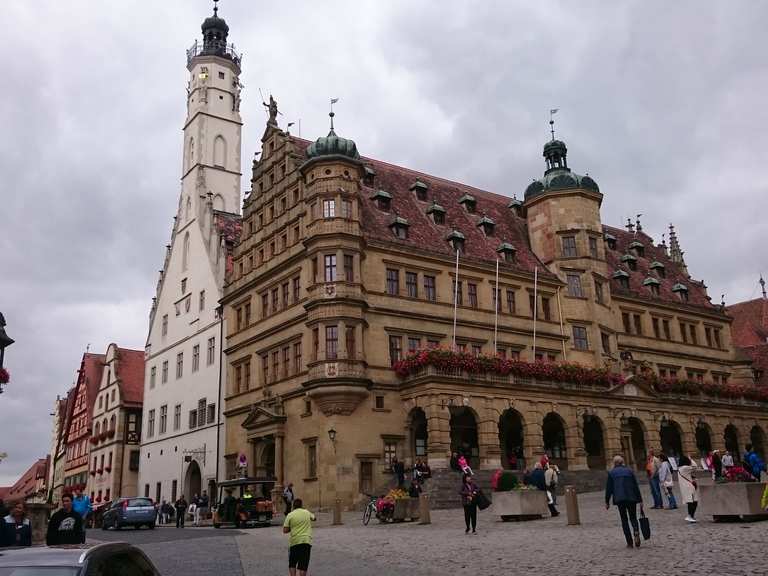 Marktplatz Rothenburg ob der Tauber: Wanderungen und Rundwege | komoot