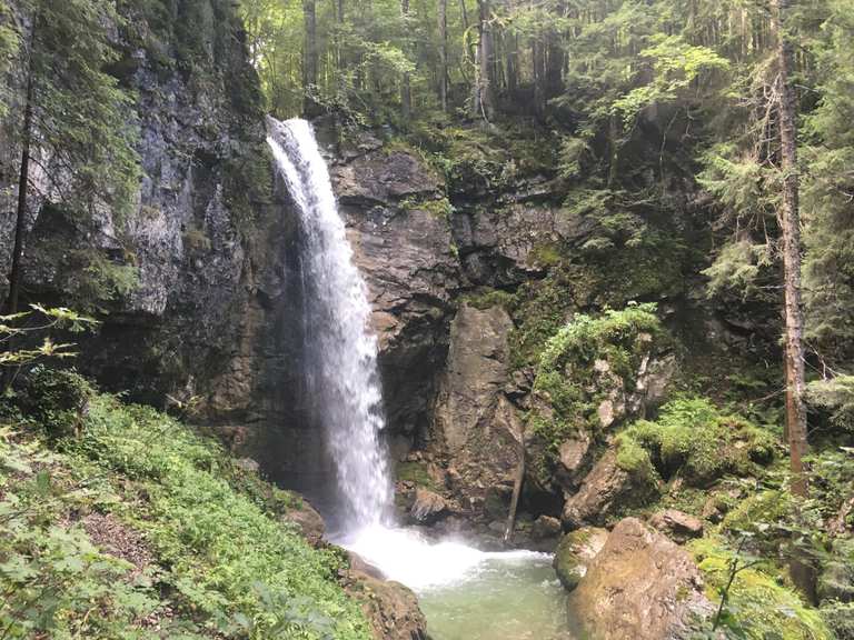 Sibli Waterfall: Wanderungen und Rundwege | komoot