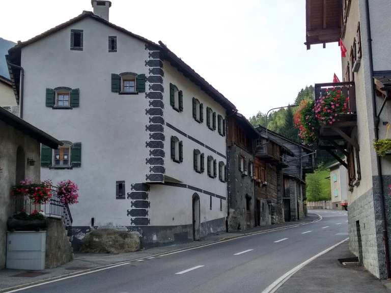 Issert (Val Ferret): Wanderungen und Rundwege | komoot