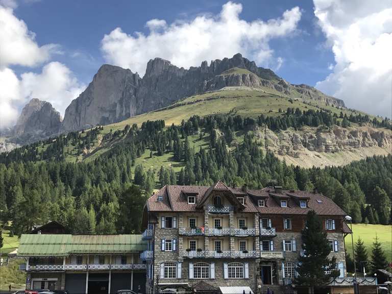 Passo di Costalunga - Karerpass Routes for Walking and Hiking | Komoot