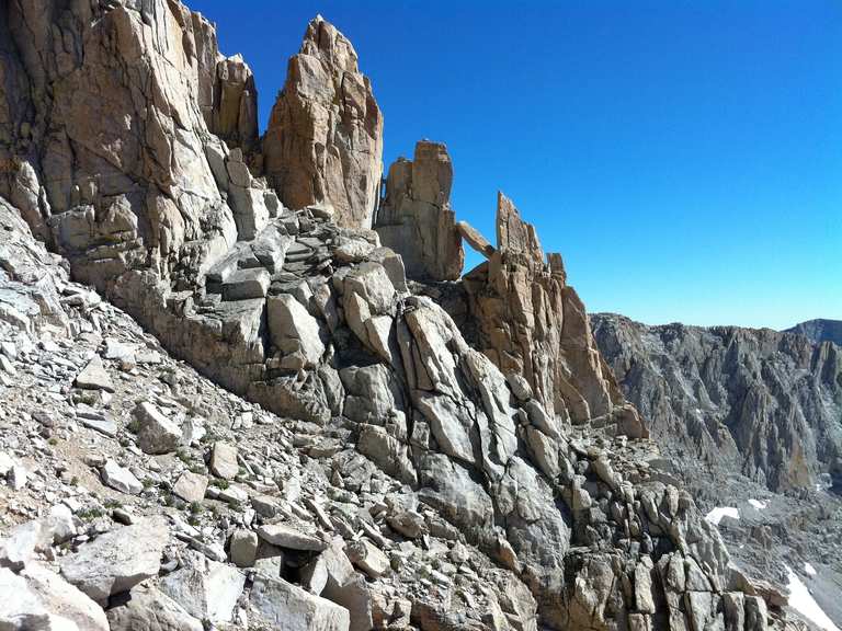 Strome podejście na Discovery Pinnacle – trasy piesze | Komoot