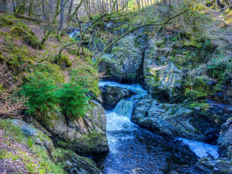 Deil's Cauldron & Dun More loop from Comrie | hike | Komoot