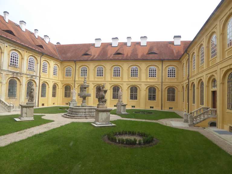 Kloster / Stift Tepl (Teplá): Wanderungen und Rundwege | komoot