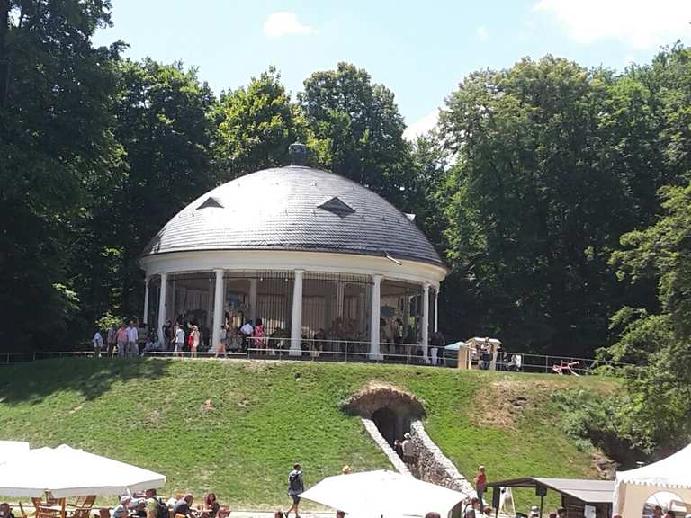 Historisches Karussell Hanau - Wilhelmsbad Routes for Walking and ...