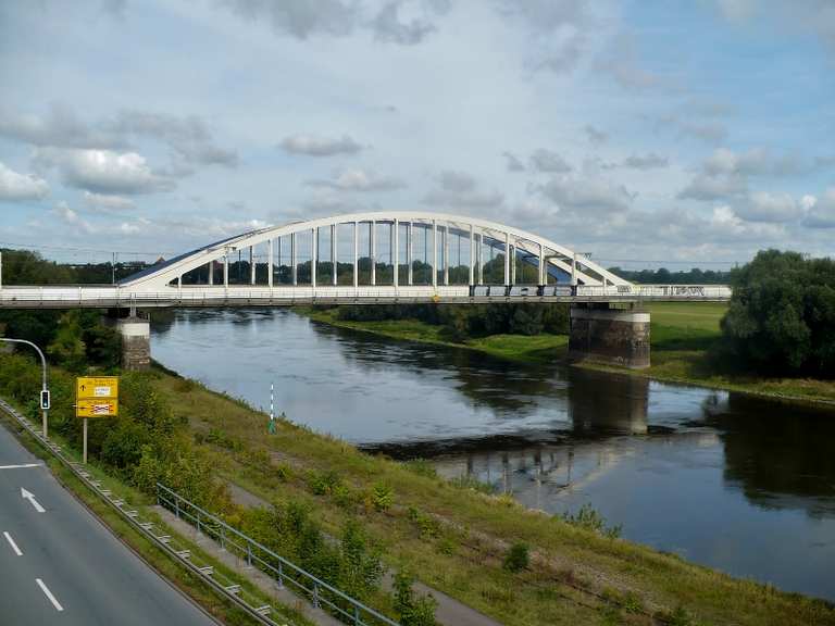 Elbebrücke Riesa - Cycle Routes and Map | Komoot