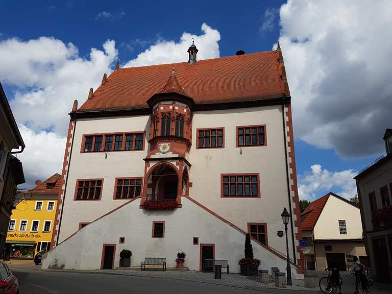 Historisches Rathaus Dettelbach: Wanderungen und Rundwege | komoot