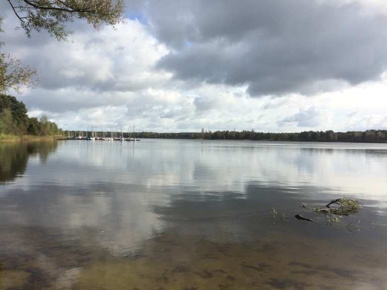 Strand am Tankumsee: Wanderungen und Rundwege | komoot
