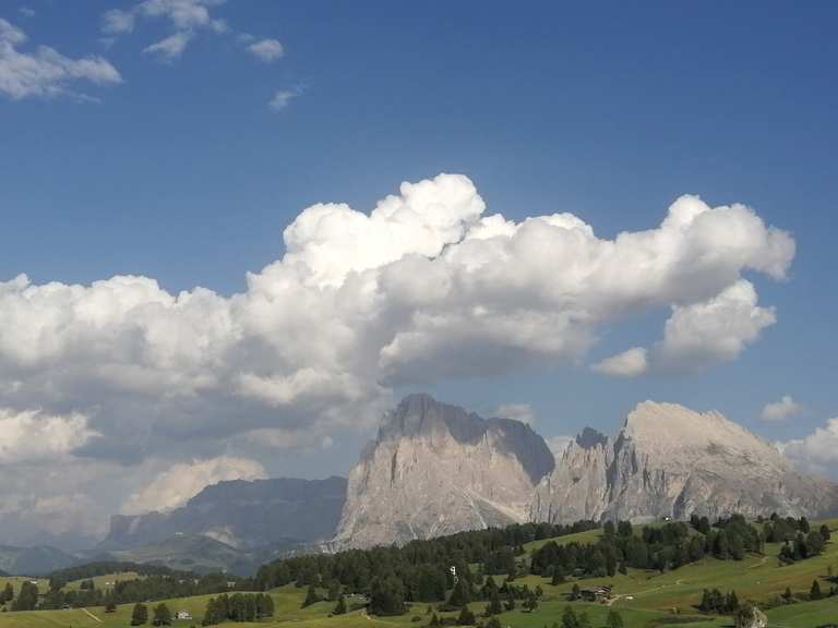 Seiser Alm Bahn Bergstation Routes for Walking and Hiking | Komoot