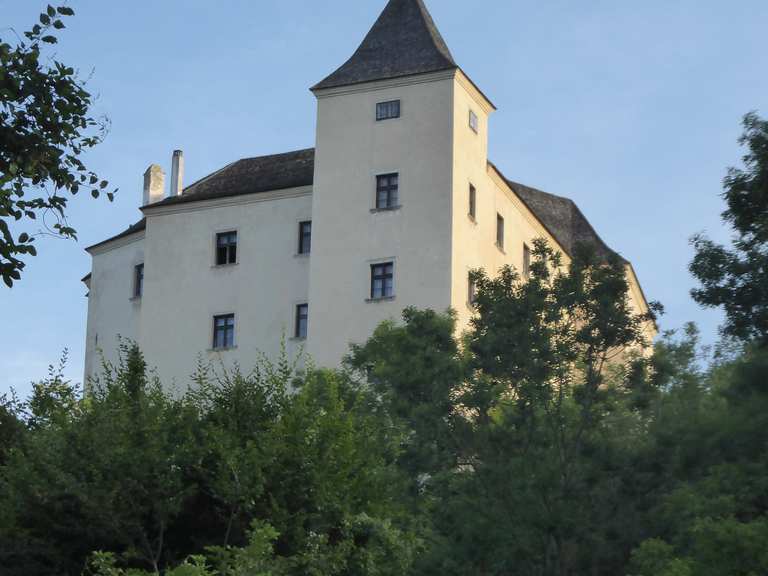 Burg Wildegg Routes for Walking and Hiking | Komoot