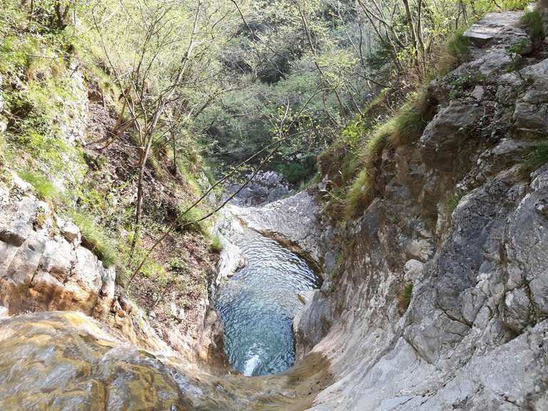 Cascata Piovere Routes for Walking and Hiking | Komoot