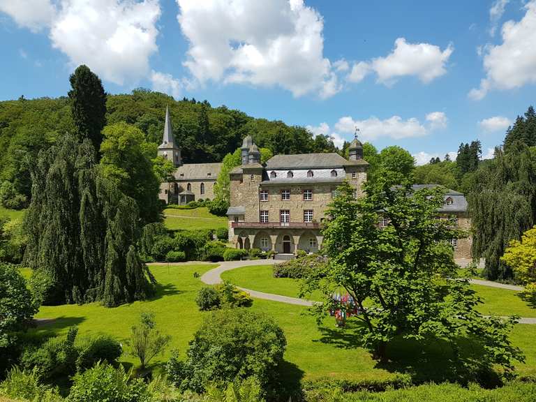 Schloss Gimborn: Wanderungen und Rundwege | komoot
